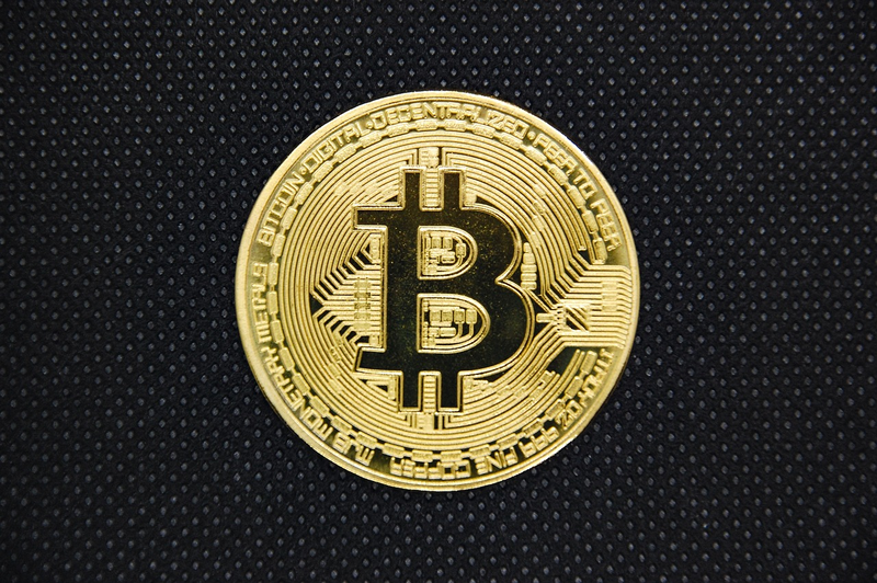 Mt. Gox bitcoin transfer revives $739mn supply overhang